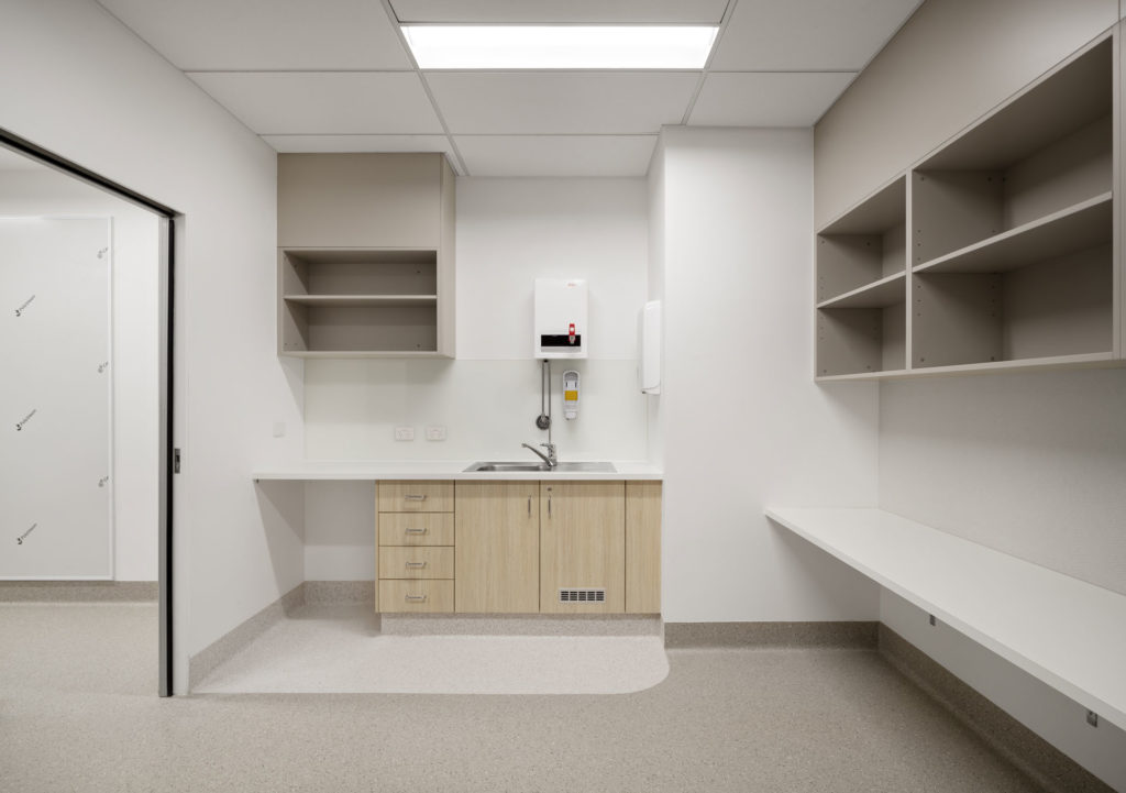 Monash Medical Centre Level 5 Early Works - Harris HMC