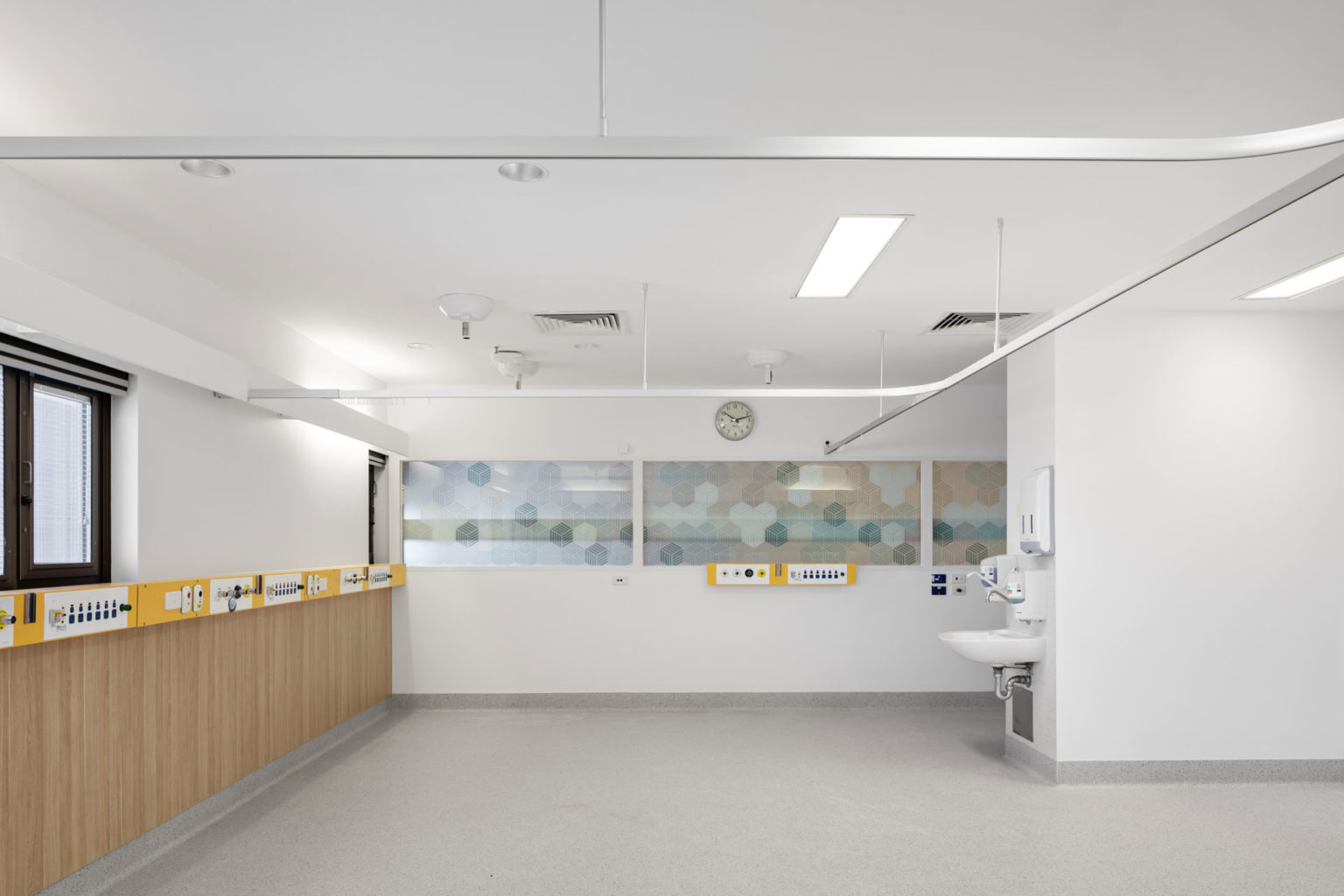 Monash Medical Centre Level 5 Early Works - Harris HMC